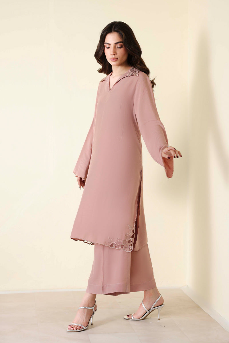 Aroha Pale – Armas Clothing