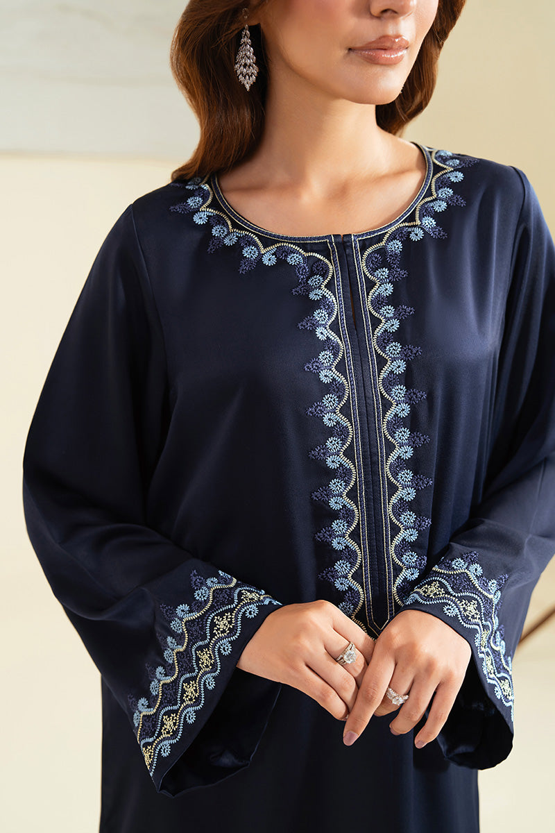 Eva Bleu – Armas Clothing