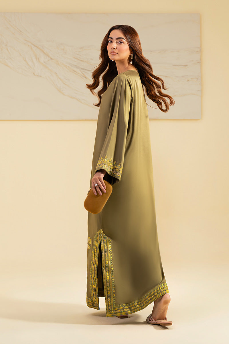 Eva Moss Armas Clothing