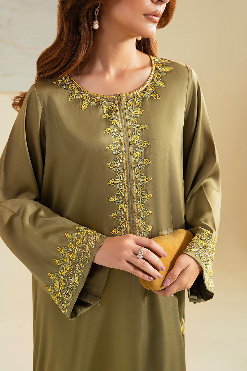 Eva Moss Armas Clothing
